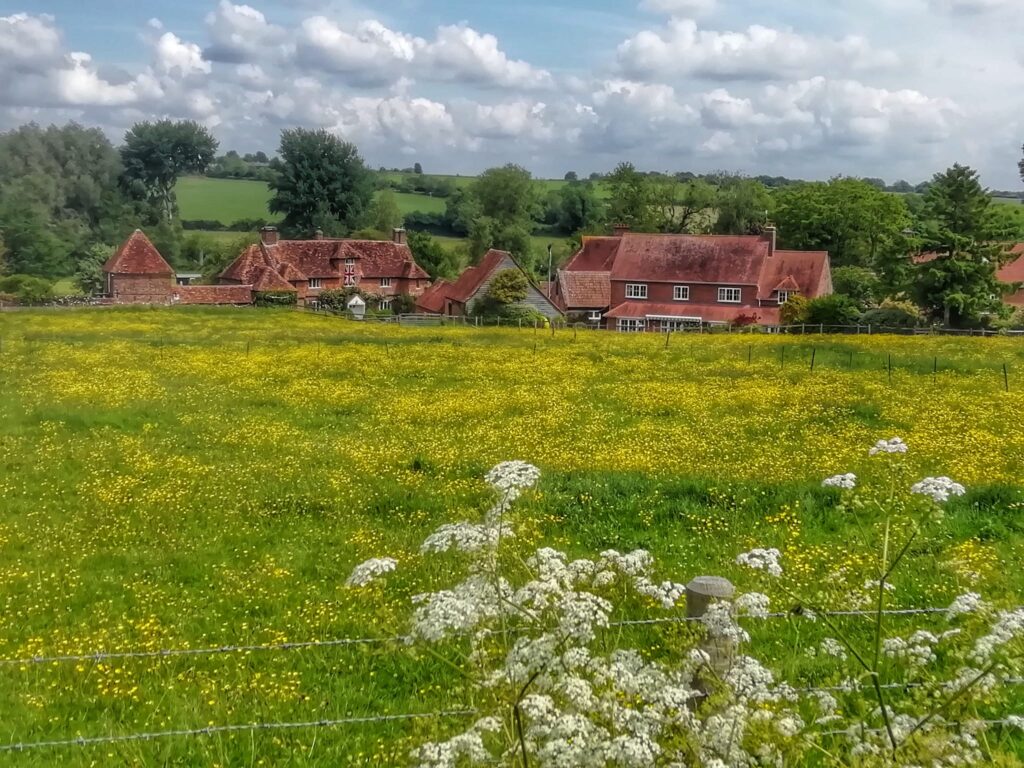 Walking The Avon Valley Path - Come Walk With Me